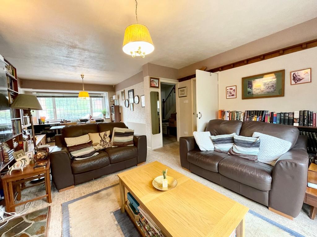 Fallowfield Road Solihul 3 Bed Semi Detached House For Sale £325 000