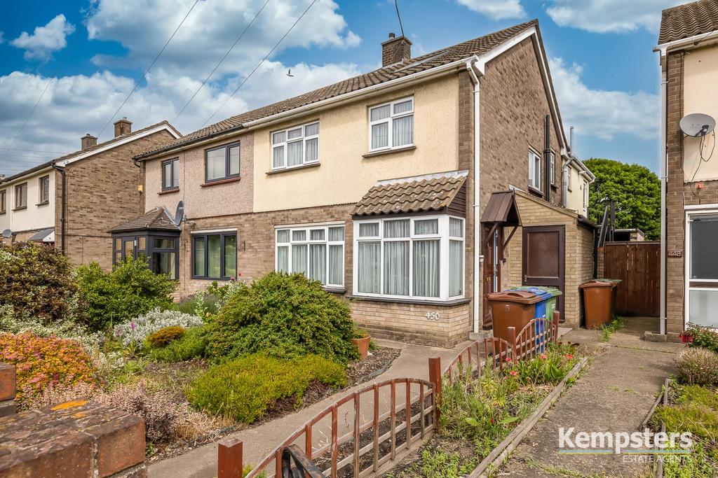 London Road, Grays 4 bed semi-detached house - £370,000
