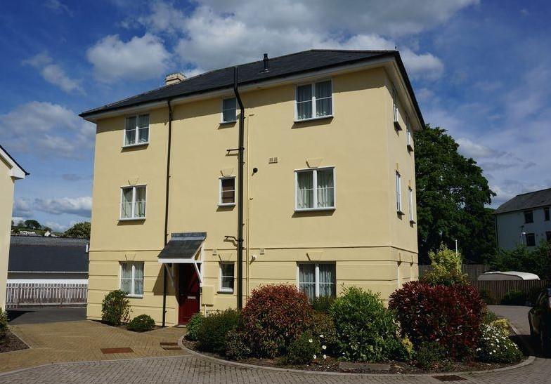 Riverside Mills, Launceston 2 bed apartment - £129,000