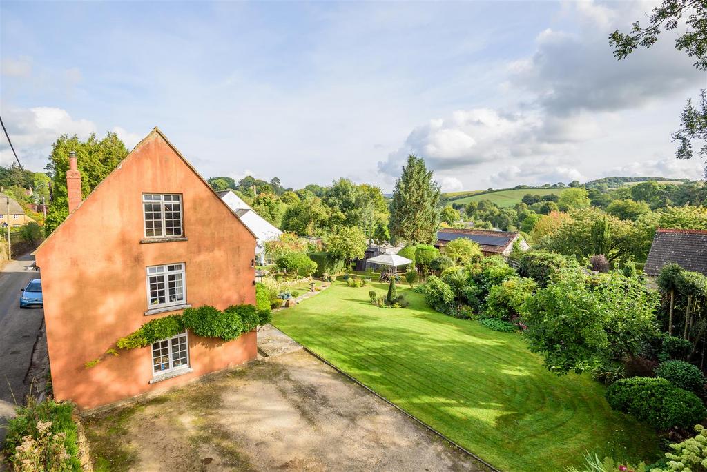 St. James Road, Netherbury, Bridport 4 bed detached house - £795,000