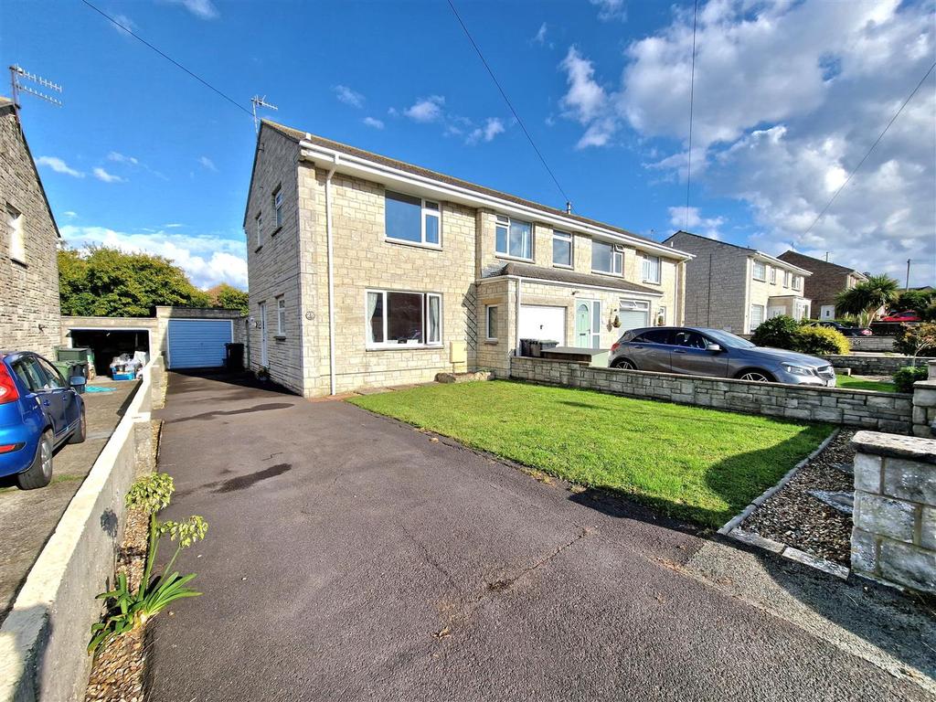 Spiller Road, Chickerell, Weymouth 2 bed house - £260,000