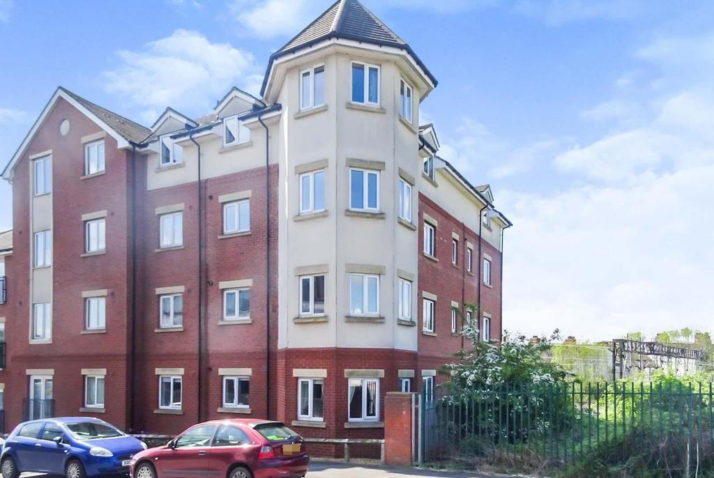 Flat 11 Eaton CourtTrent RoadNuneaton 2 bed apartment - £130,000