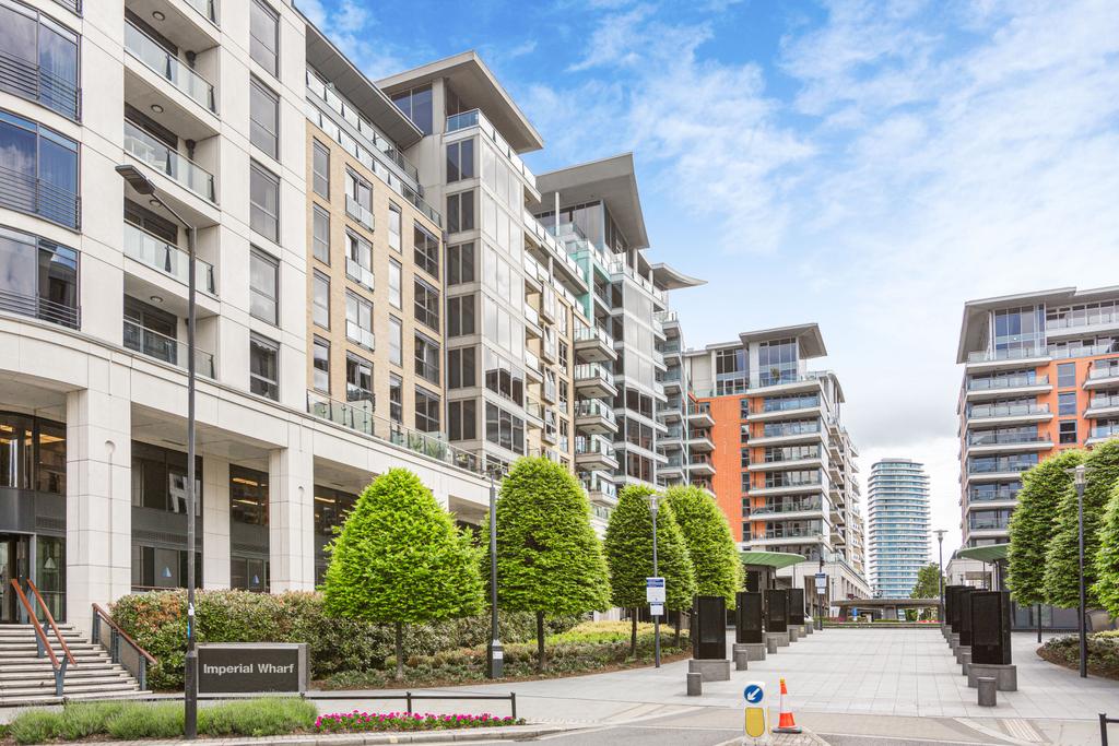 Regency House, The Boulevard... 1 bed flat - £2,400 pcm (£554 pw)