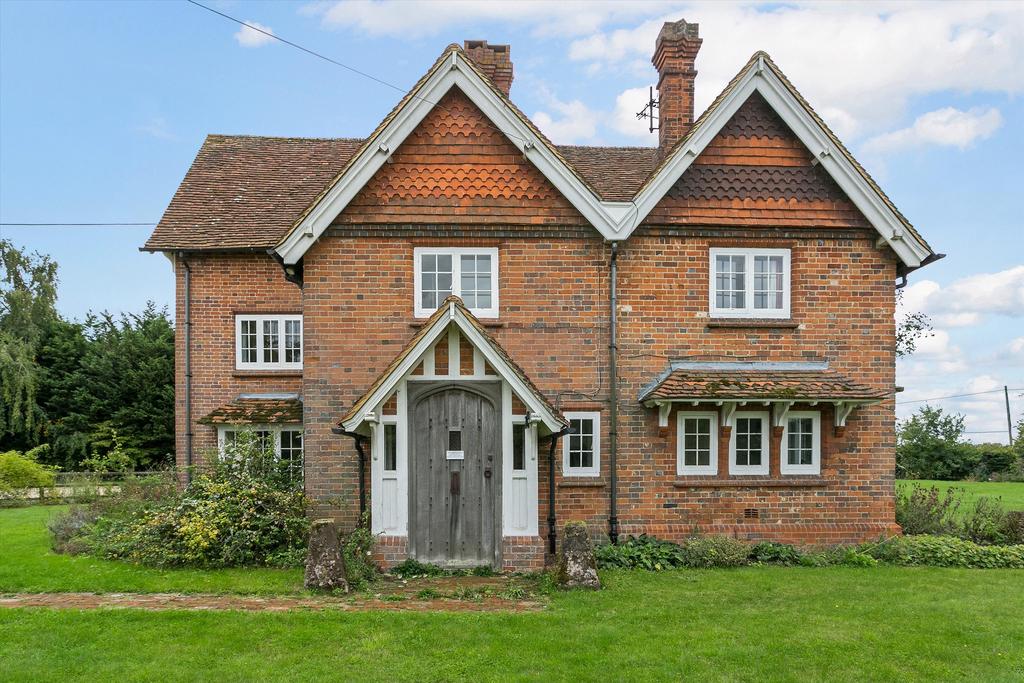Church Road, Swallowfield, Reading... 5 bed detached house - £1,450,000