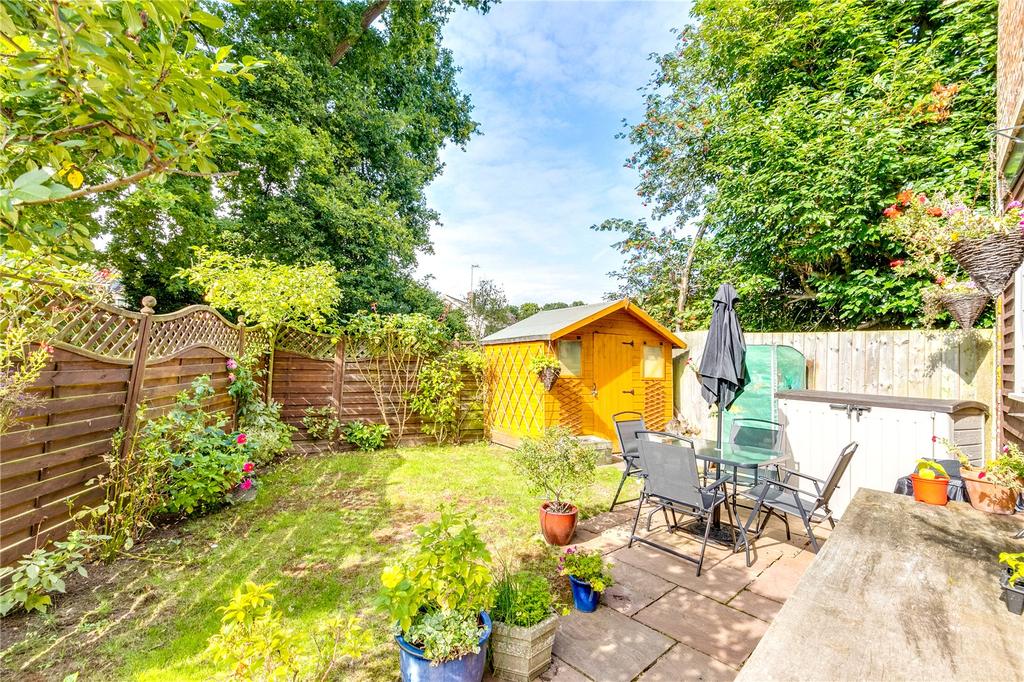 Digswell House Mews, Welwyn Garden... 2 bed end of terrace house - £475,000