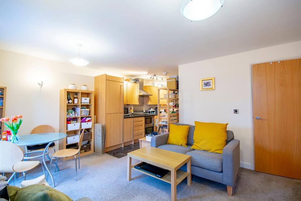 Weekday Cross Building, Nottingham... 1 bed apartment - £125,000
