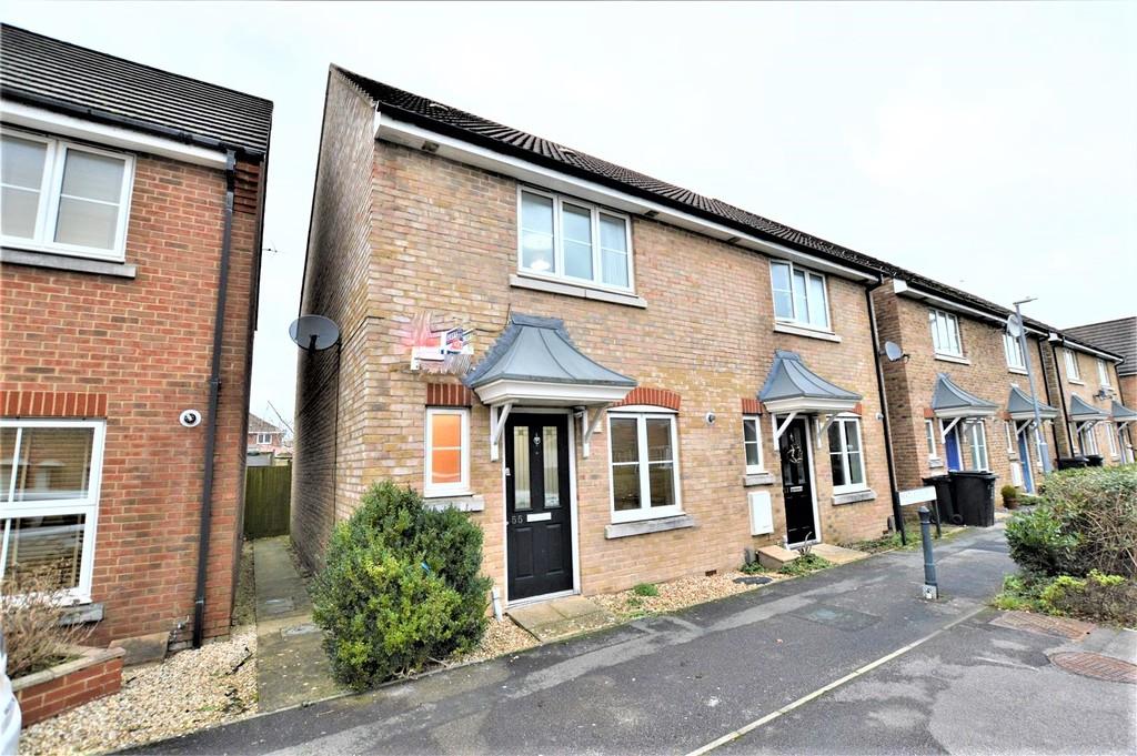 Headlands Grove Upper Stratton 3 Bed Semi Detached House £1 150 Pcm