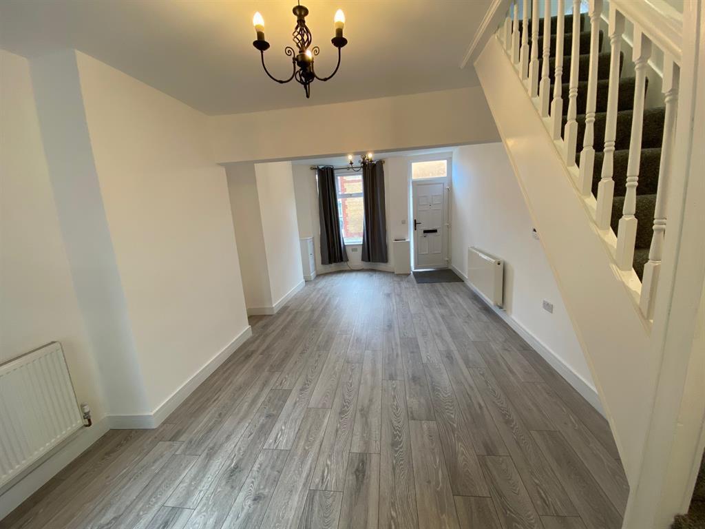 Broadwood Street, Liverpool, L15 1EH 2 bed terraced house - £695 pcm (£ ...