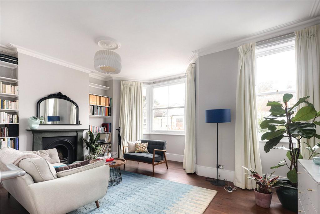 Ickburgh Road, Upper Clapton, London, E5 3 bed maisonette - £740,000