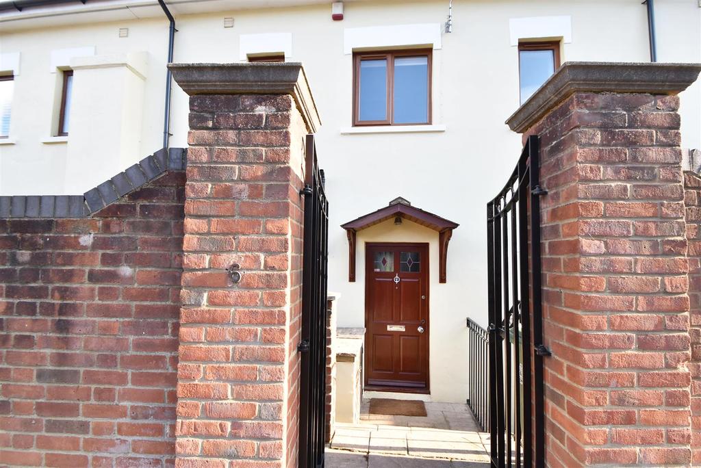 Marianne Park, Ashburnham Road, Hastings 3 bed house - £1,750 pcm (£404 pw)