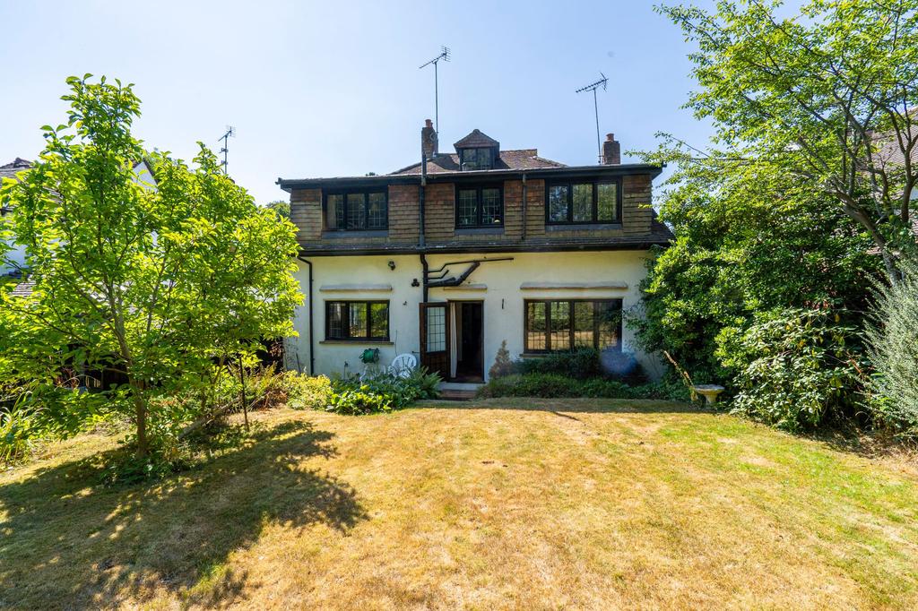 Layters Way, Gerrards Cross, SL9 4 bed detached house for sale - £1,250,000