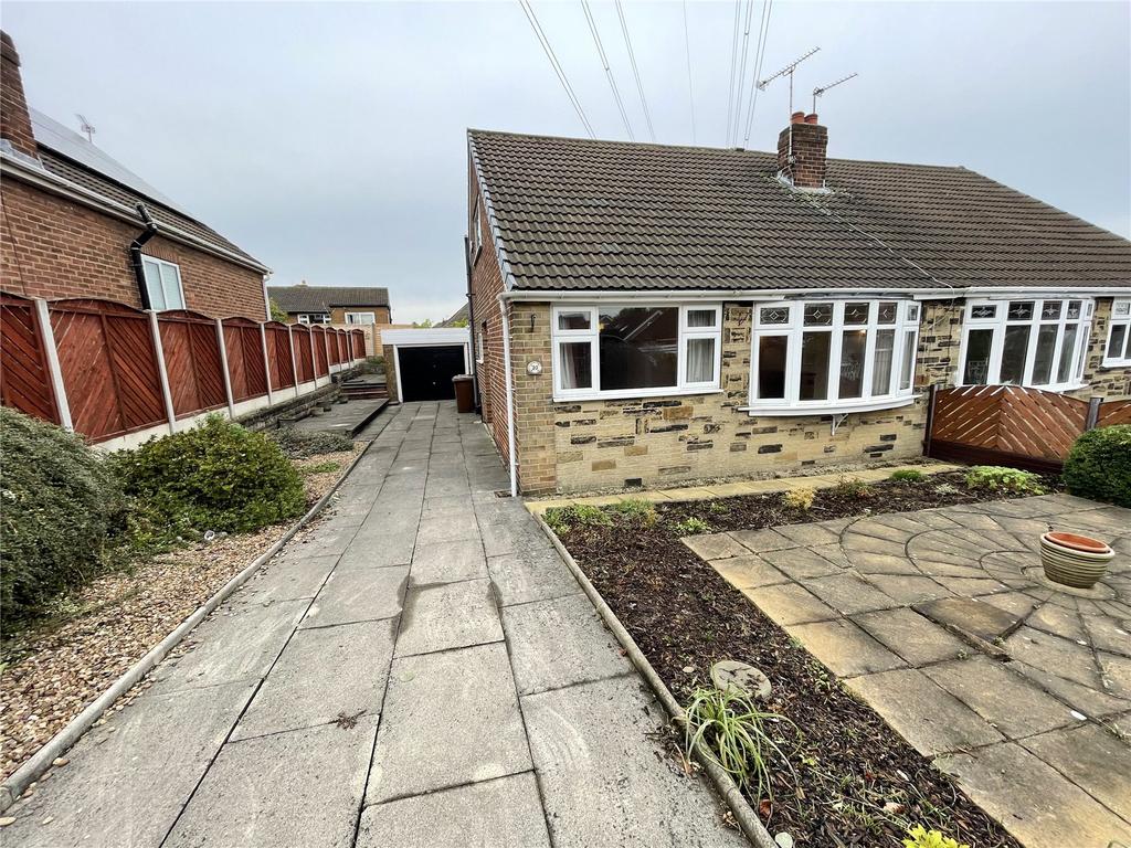 Lingwell Gate Drive, Wakefield, West... 2 bed bungalow - £195,000