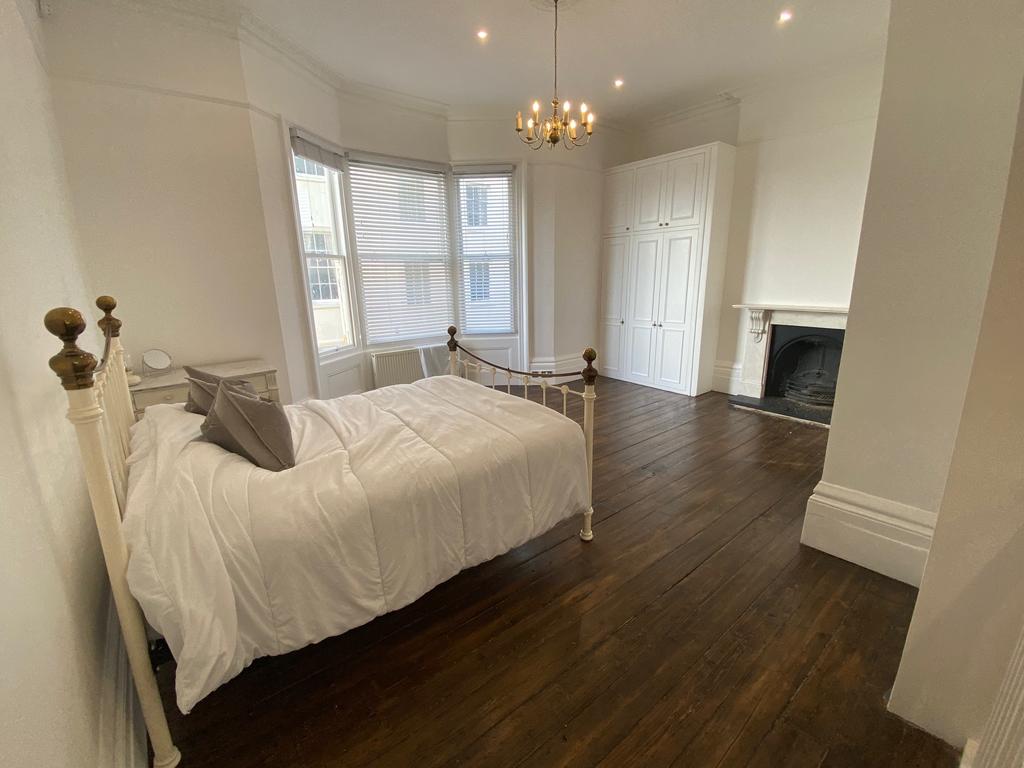 Marine Parade, Brighton 1 bed apartment - £1,995 pcm (£460 pw)