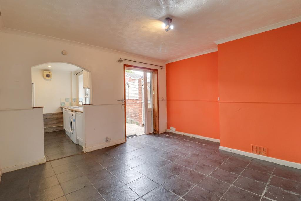 Victoria Road, Woolston 2 bed end of terrace house for sale - £230,000