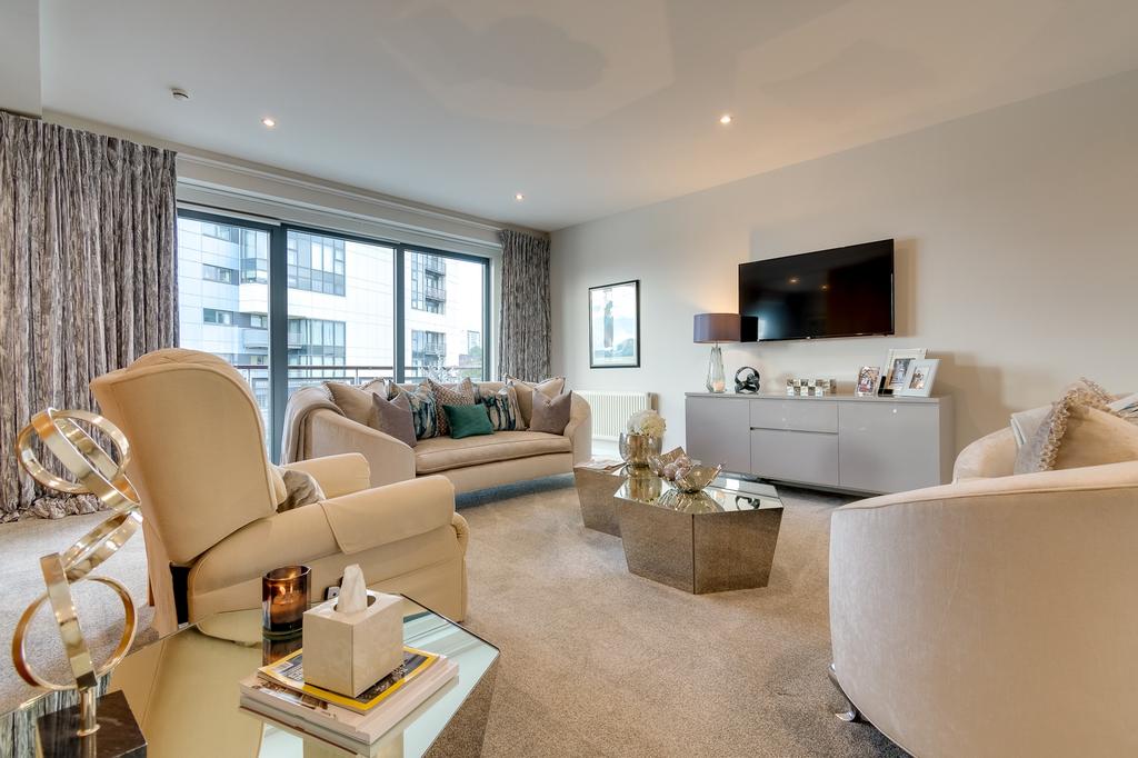 Meadowside Quay Square, Flat 5/1... 3 bed flat - £269,000