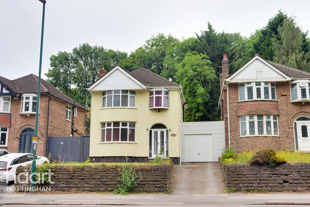 Nuthall Road, Nottingham 3 bed detached house - £270,000