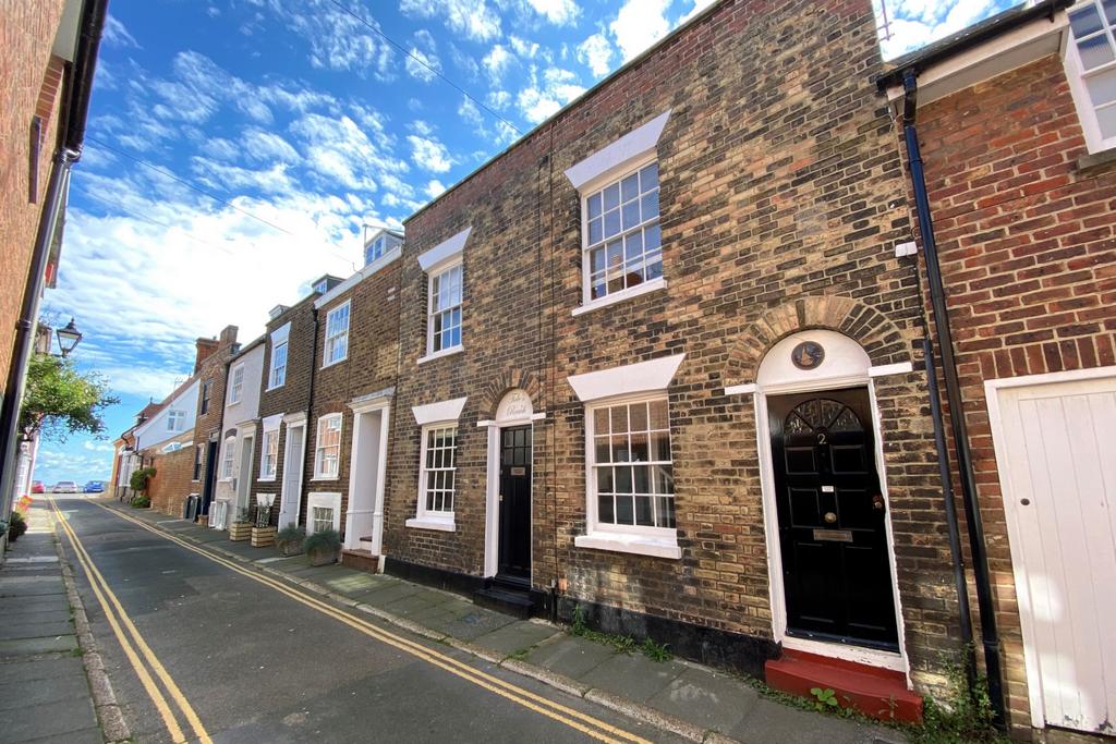 Exchange Street, Deal, CT14 2 bed terraced house - £295,000