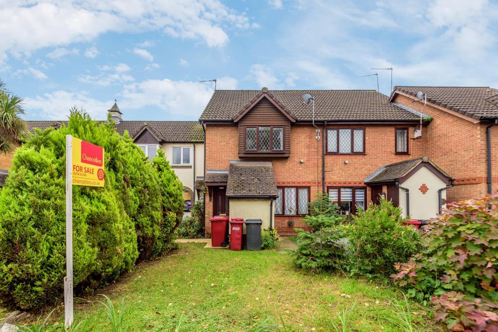 Slough, Berkshire, SL1 1 bed maisonette - £180,000