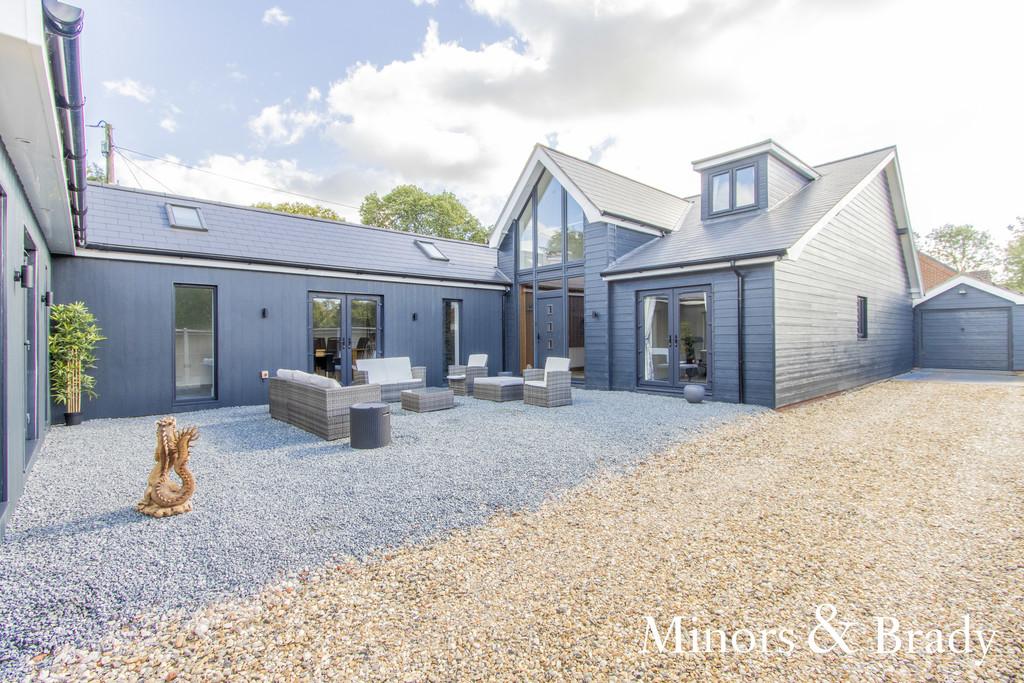 Neatherd Moor, Dereham 4 bed detached house for sale - £600,000