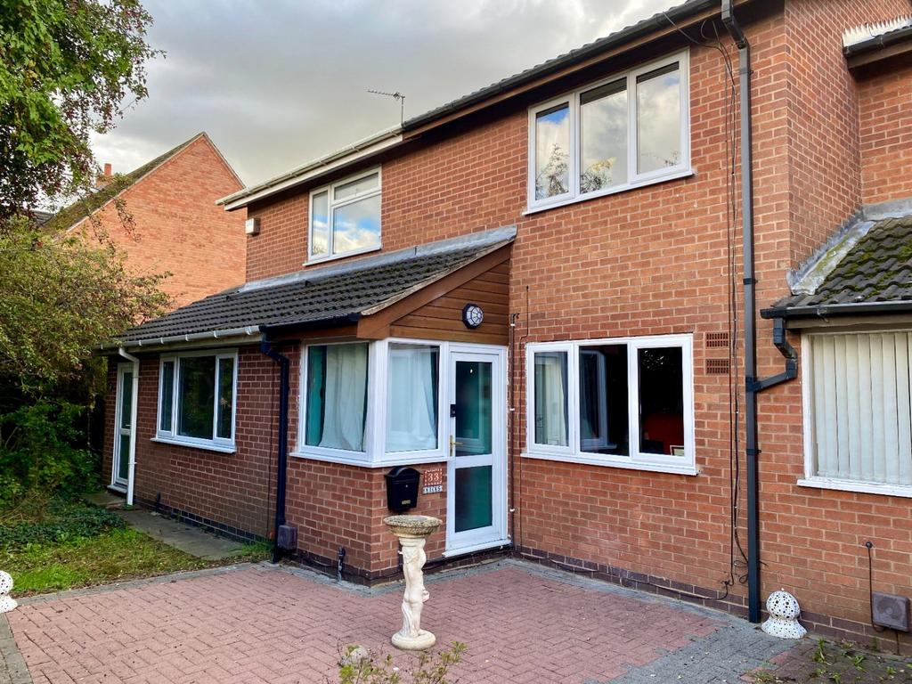 Lincoln Drive, Syston, Leicester, LE7... 2 bed townhouse - £180,000
