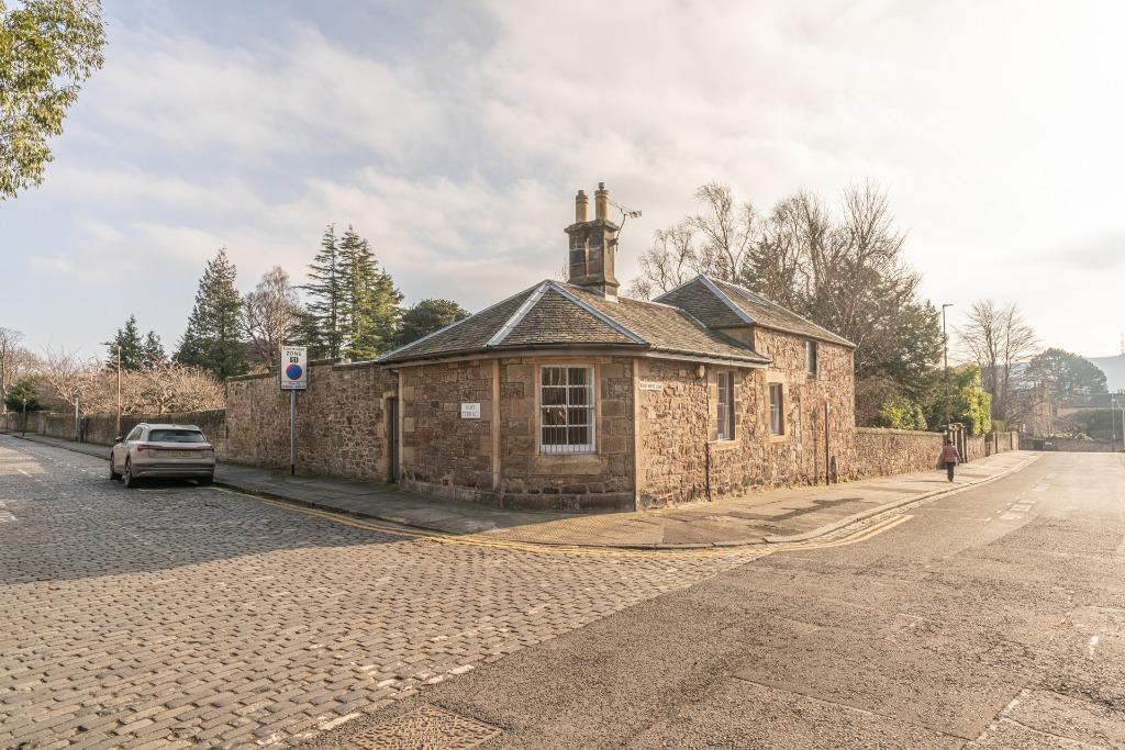 Hope Terrace, Marchmont, Edinburgh, EH9 2 bed bungalow - £1,200 pcm (£ ...