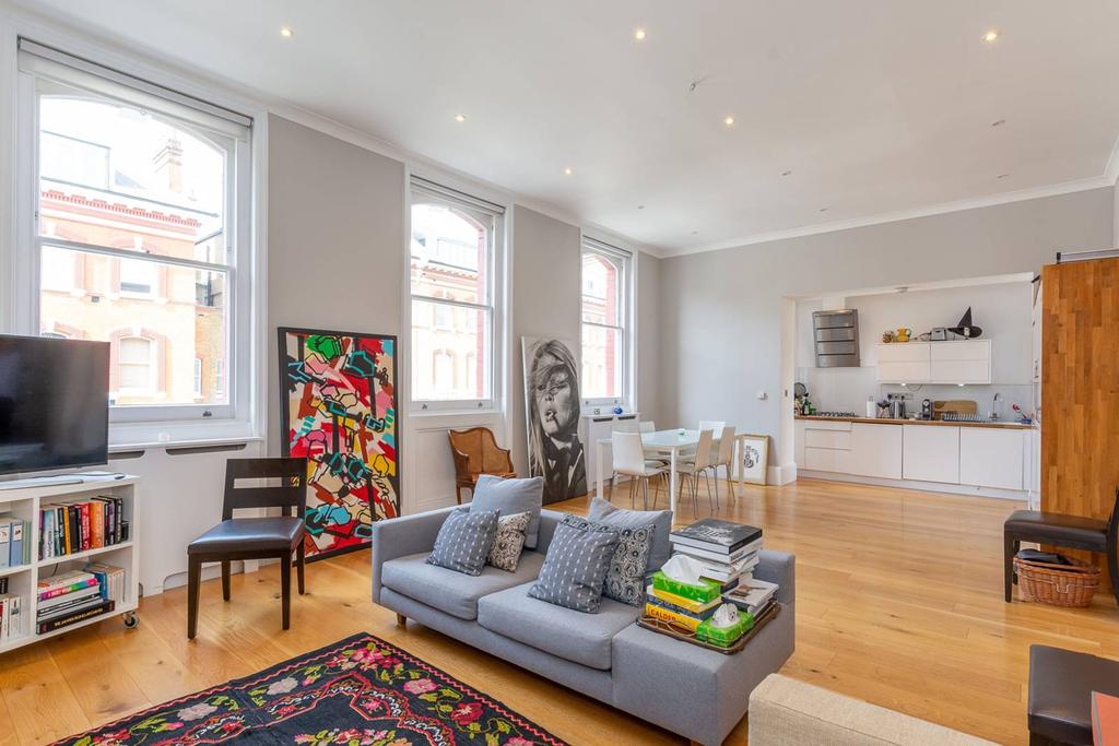 Roland Gardens, South Kensington... 2 bed flat - £4,767 pcm (£1,100 pw)