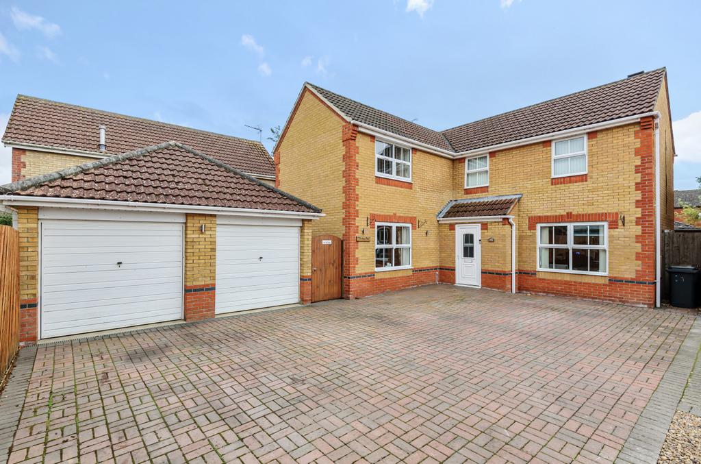 Fox Covert, South Hykeham, LN6 4 bed detached house - £399,950