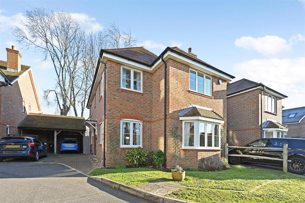 Pine Close, Westergate 4 bed detached house - £500,000