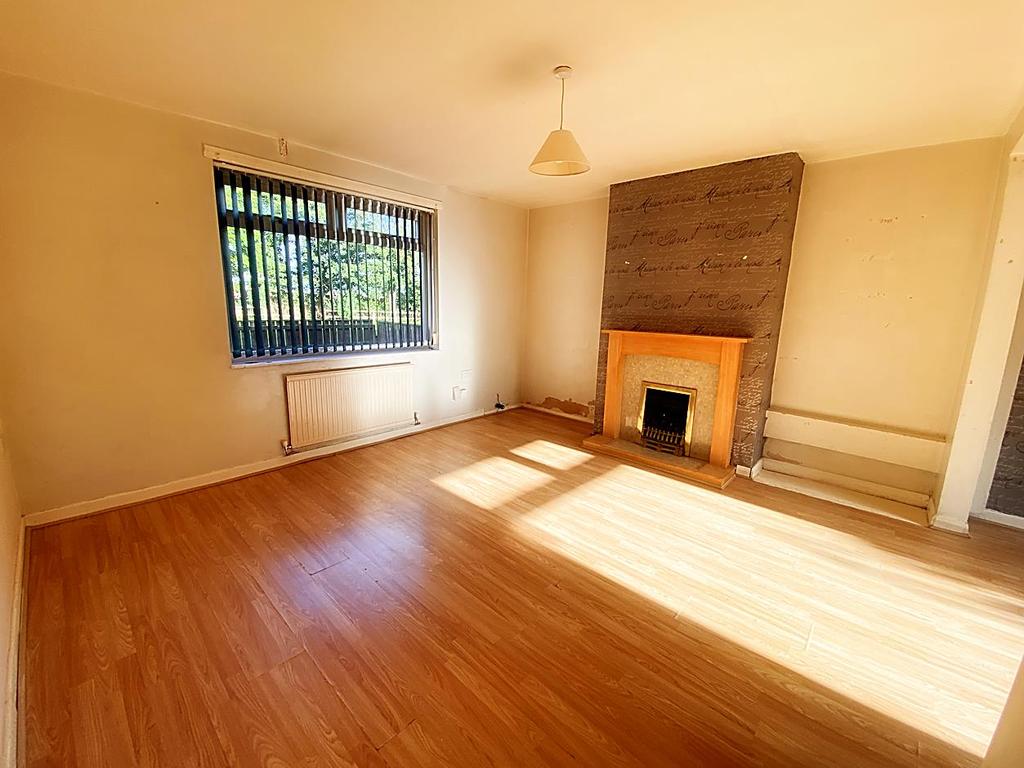 Melrose Gardens, Howdon, Wallsend 3 bed terraced house - £114,950