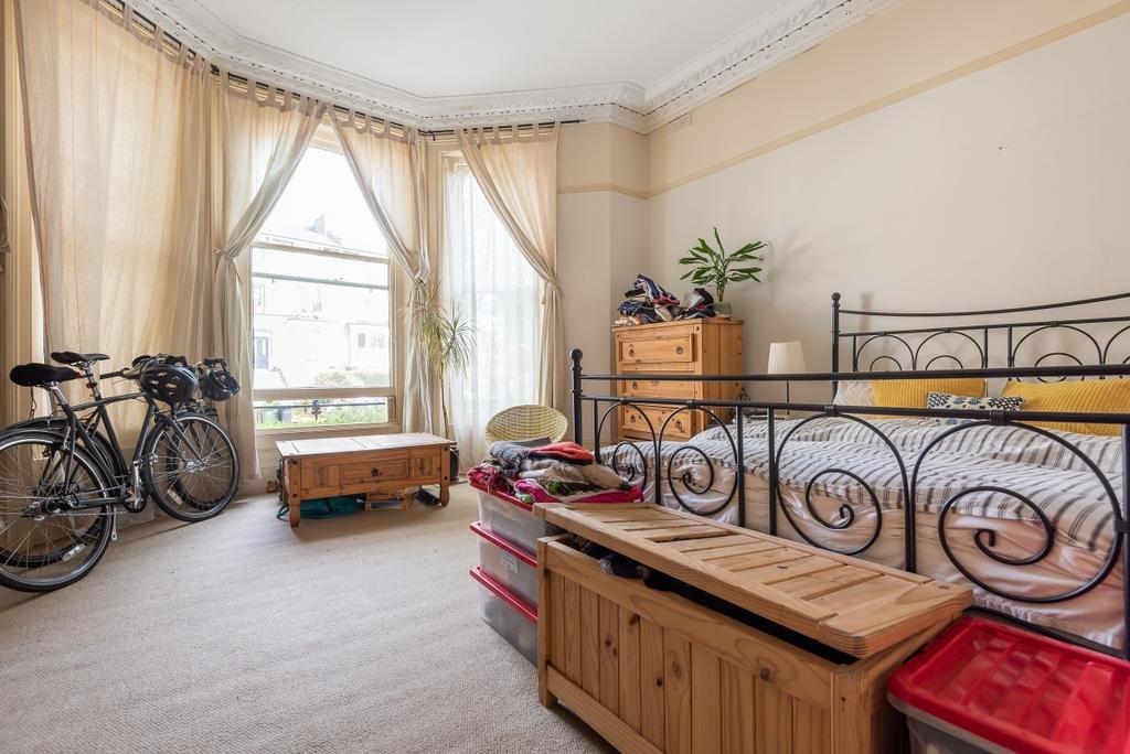 Manor Park Lewisham SE13 1 bed flat - £1,350 pcm (£312 pw)