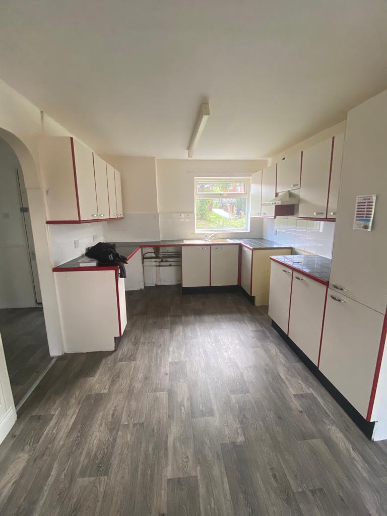 Blakemore, Brookside, Telford 3 bed terraced house - £675 pcm (£156 pw)