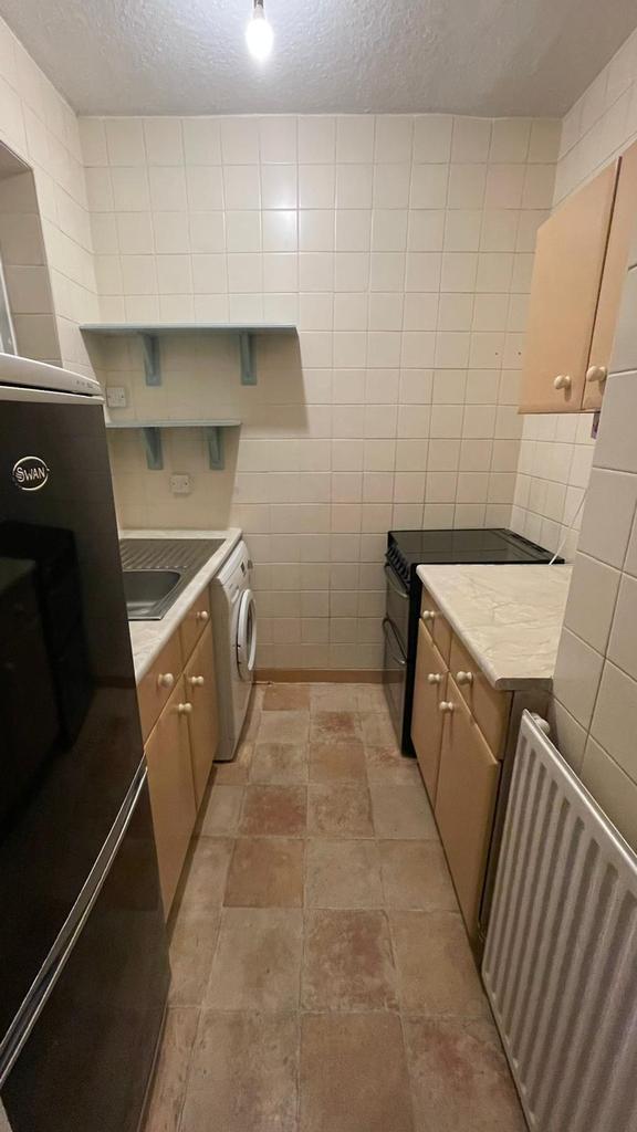 Fog Lane, Didsbury M20 6AY 1 bed flat - £695 pcm (£160 pw)