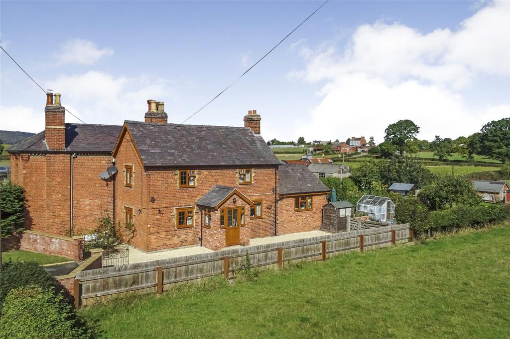 Forden, Welshpool, Powys, SY21 2 bed semi-detached house - £249,950