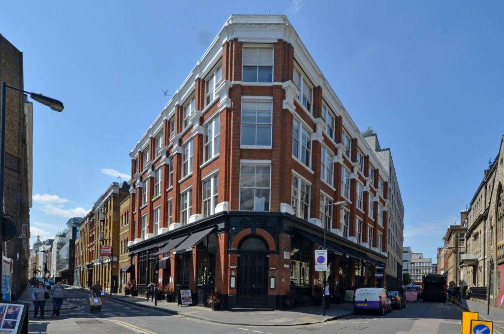 Leonard Street, Shoreditch, London, EC2A 2 bed flat - £3,250 pcm (£750 pw)