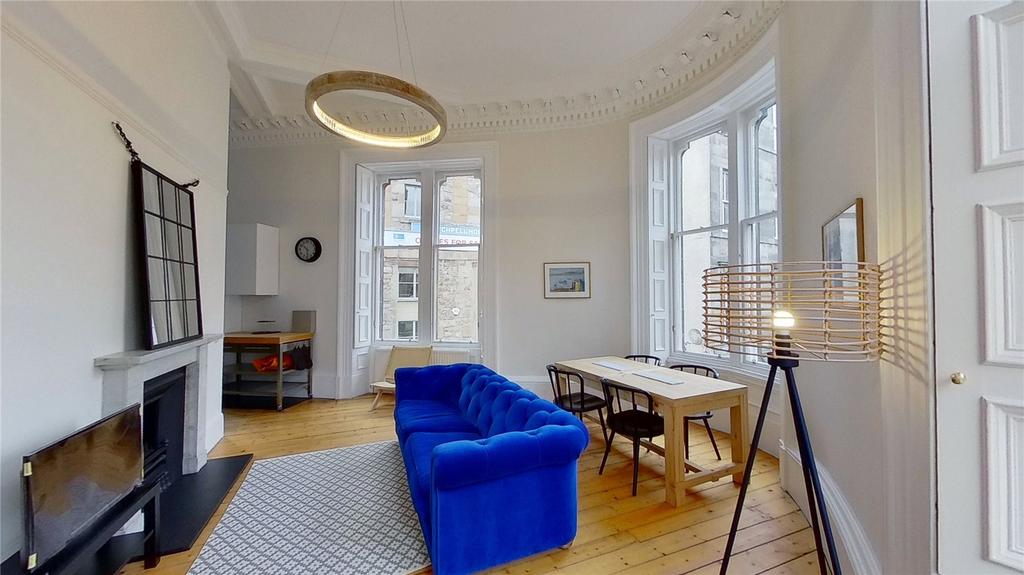 Bernard Street, Edinburgh... 2 bed flat - £1,450 pcm (£335 pw)