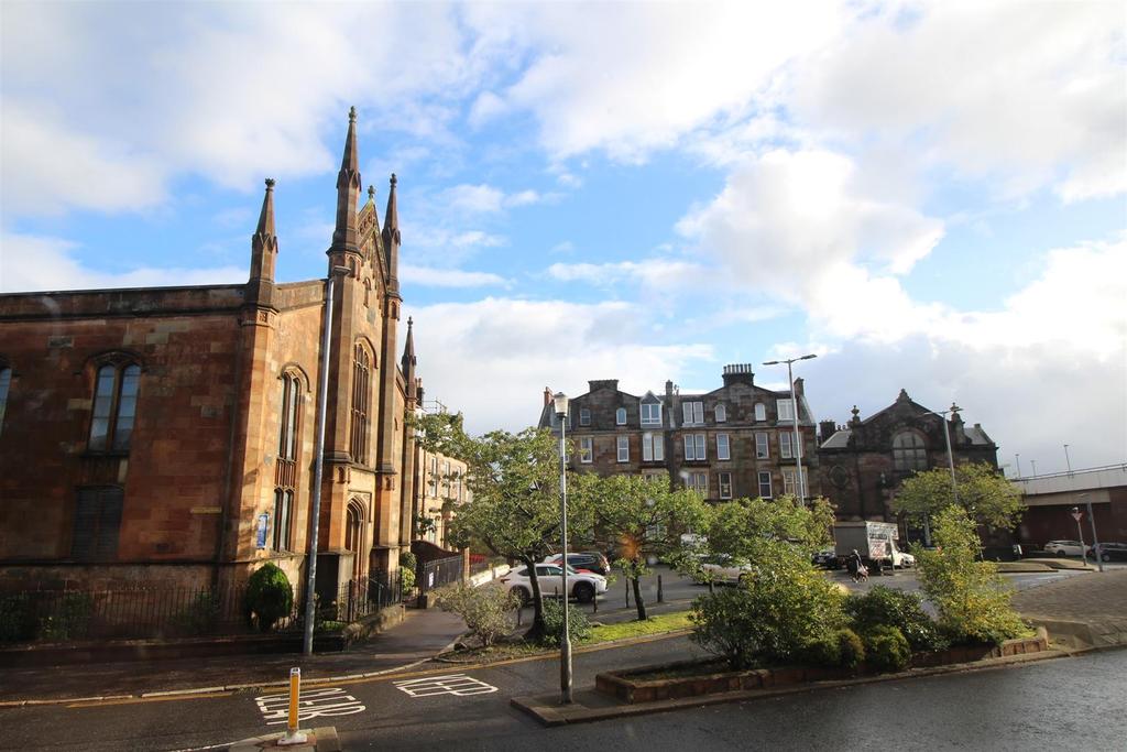 George Square, Greenock 1 bed flat - £59,000