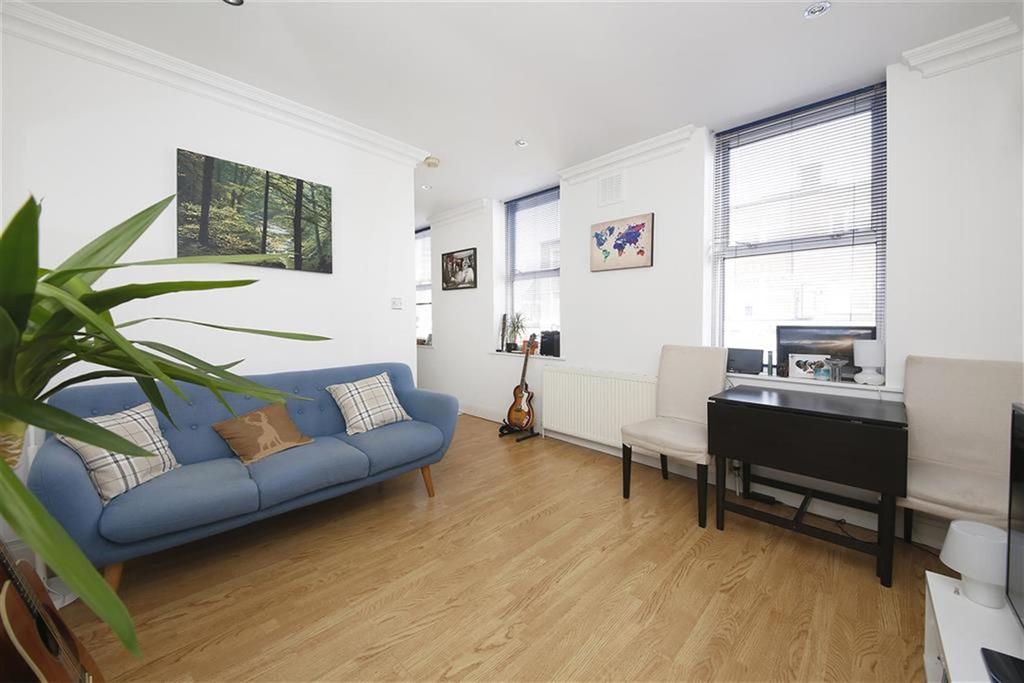Sunderland Road, Forest Hill, SE23 1 bed flat - £1,200 pcm (£277 pw)