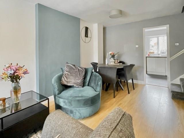 Bridge Wood Close, Horsforth, LS18 5TR 3 bed terraced house - £1,000 ...