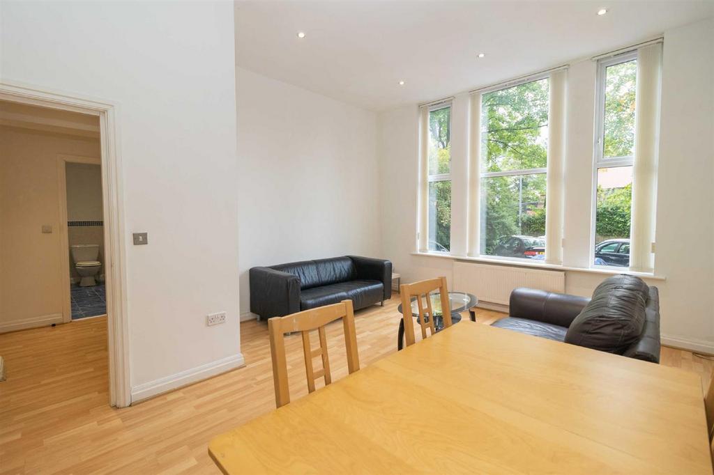 Wilbraham Road, Chorlton 1 bed apartment - £187,500