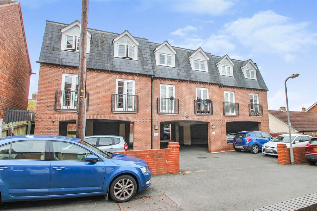 New Street, Ludlow 1 bed flat - £107,500