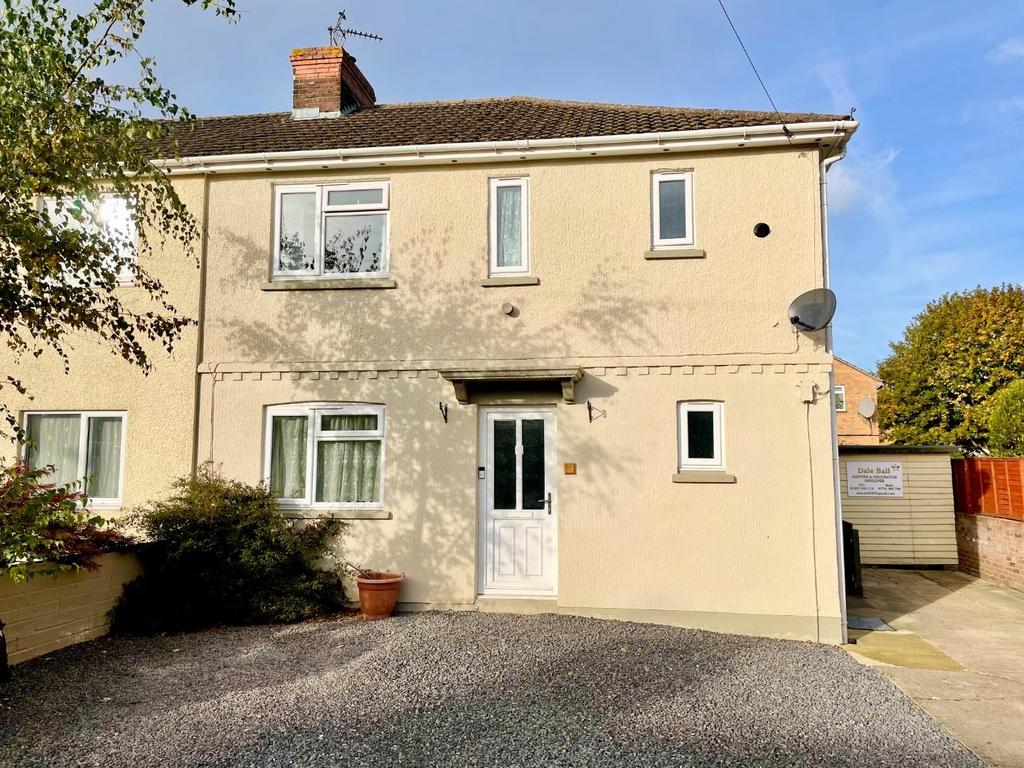 Fourth Avenue, Dursley, GL11 4NX 3 bed semi-detached house for sale - £ ...