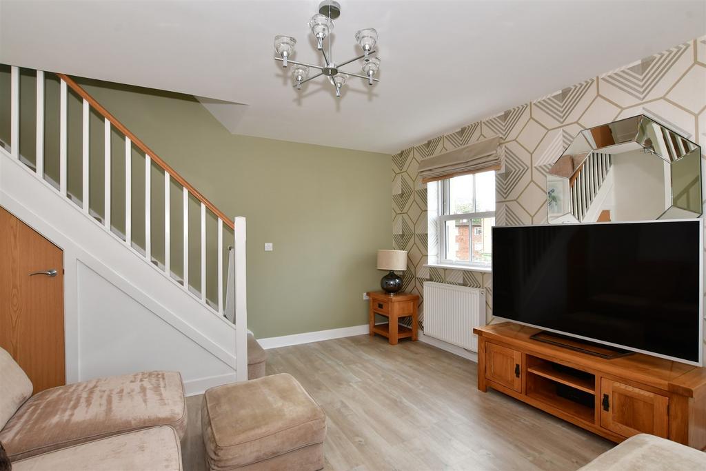Cazeneuve Street, Rochester, Kent 3 bed end of terrace house - £375,000