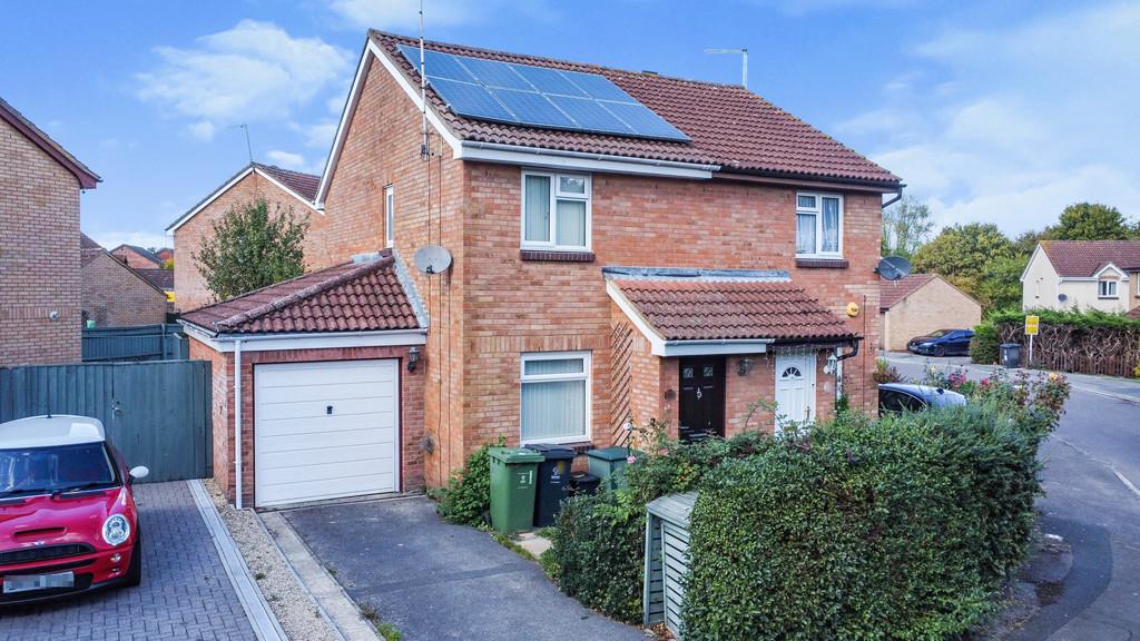 Shaw, Swindon 2 bed semi-detached house for sale - £230,000