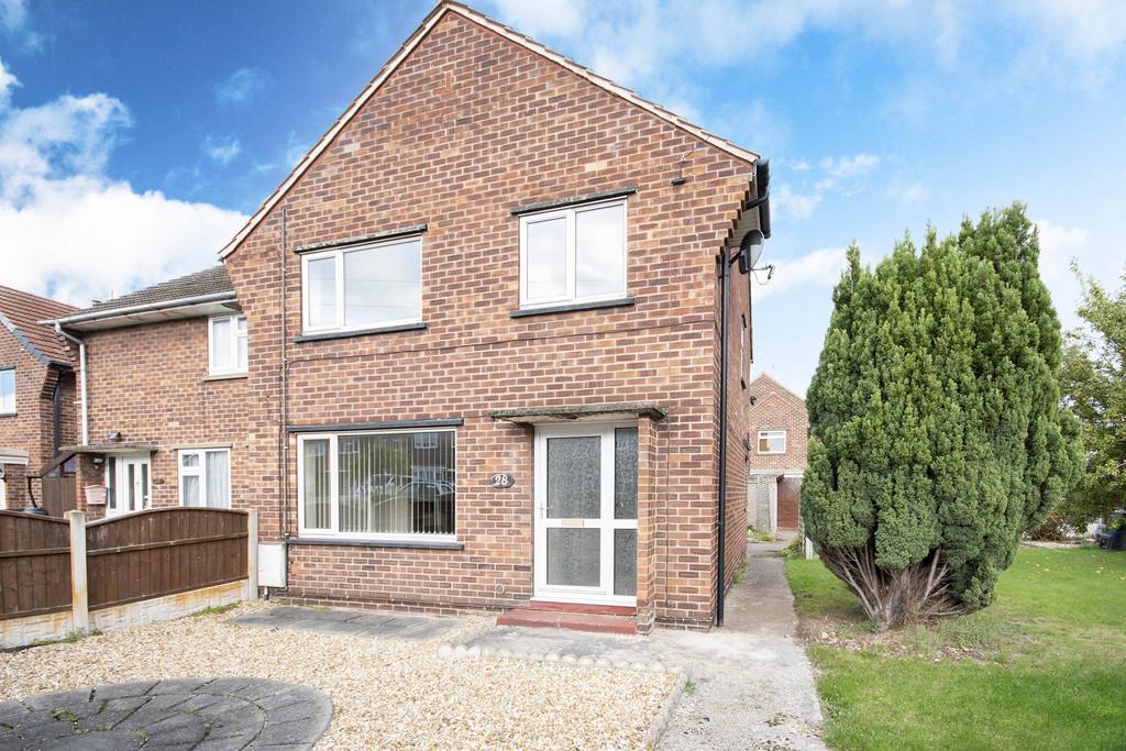 Station Avenue, Ranskill, Retford 3 bed semi-detached house - £170,000