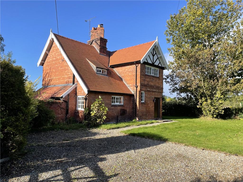 Overton Road, Penley, Wrexham, LL13 3 bed property - £900 pcm (£208 pw)