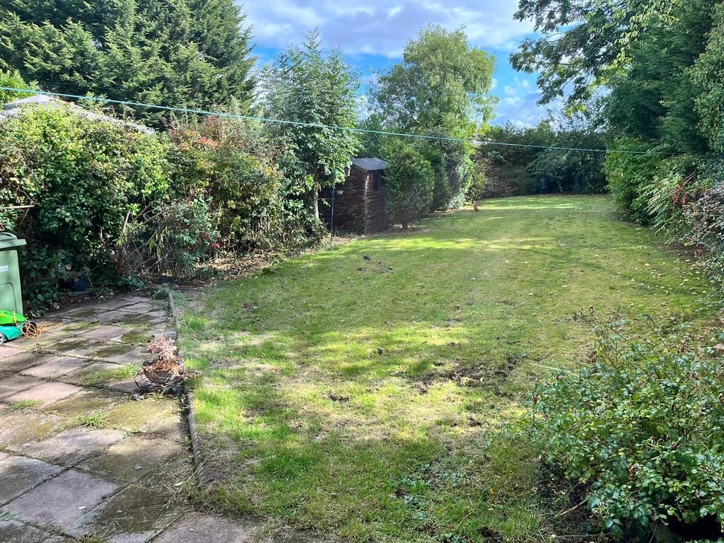 Old Lode Lane, Solihull 3 bed semi-detached house - £1,200 pcm (£277 pw)