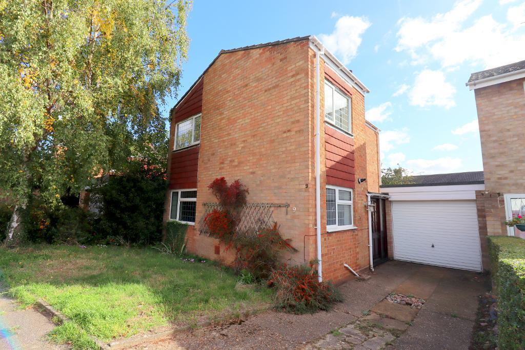 Russell Drive, Ampthill... 3 bed detached house - £365,000