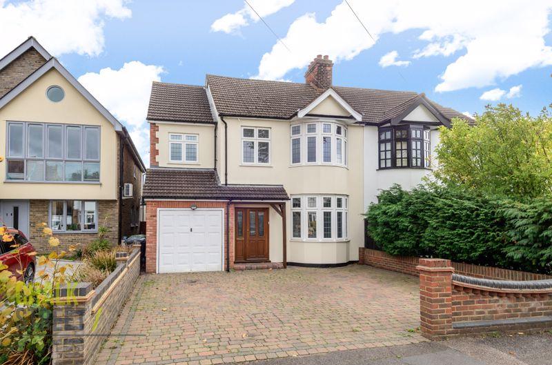 Harrow Drive, Hornchurch, RM11 4 bed semi-detached house - £850,000