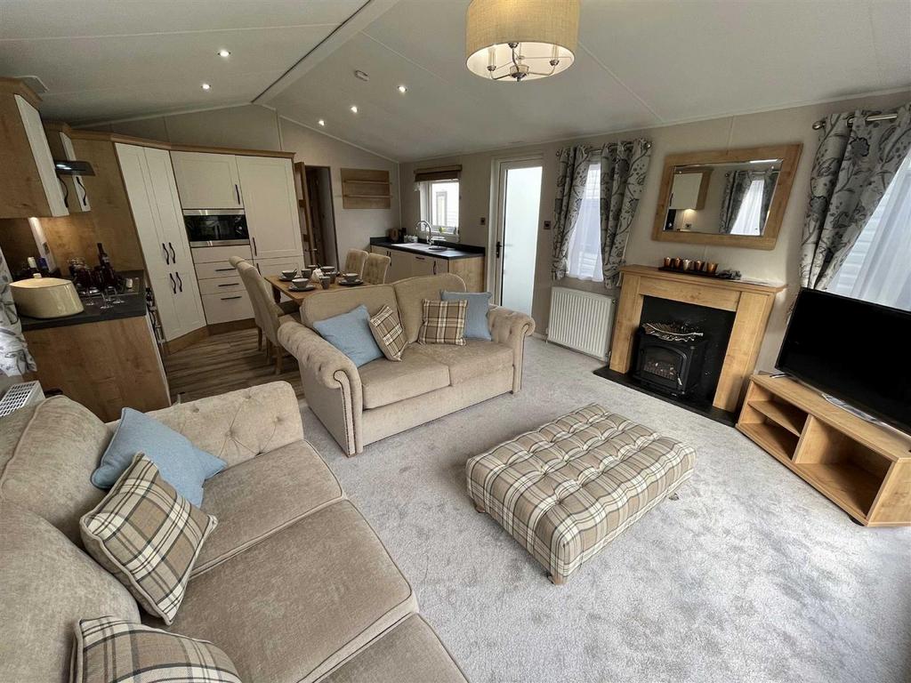 Brynteg Country & Leisure Retreat, Llanrug 3 bed park home for sale - £ ...