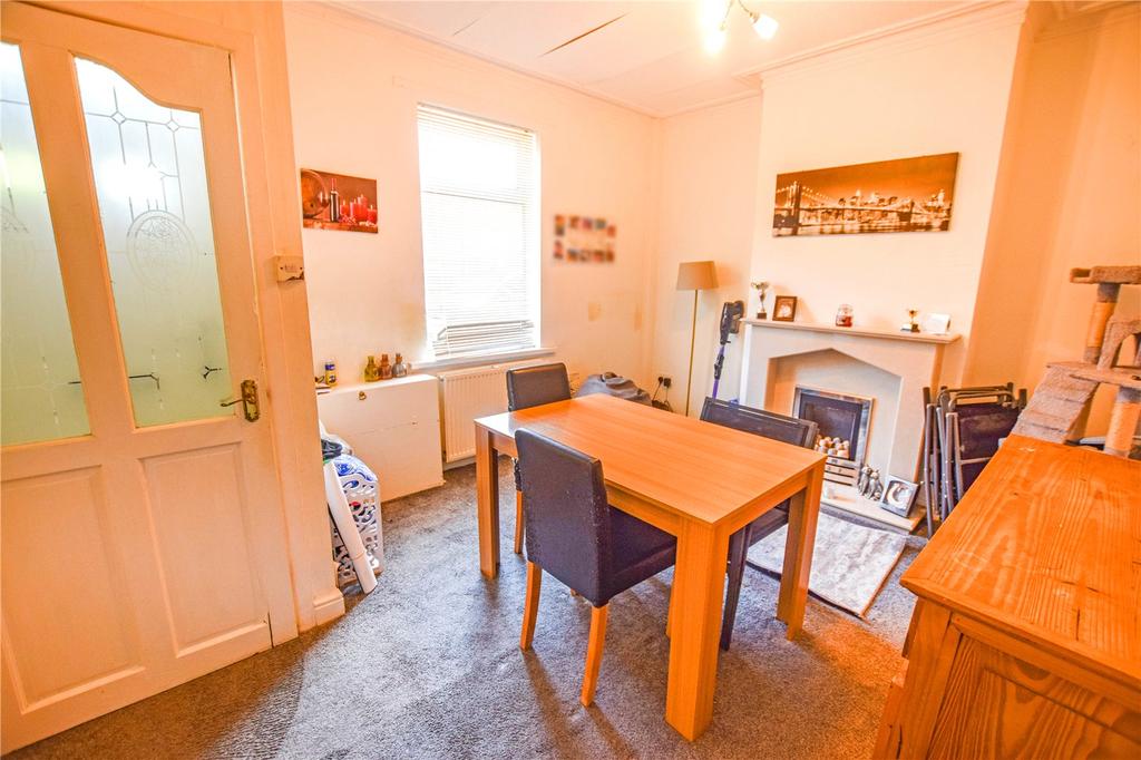 Philip Street Eccles M30 2 Bed Terraced House £160 000